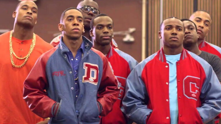 The 25 Best Football Movies on Netflix To Stream Right Now