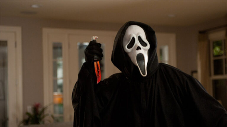 Are Scream Movies Actually Scary? (Gory, Jump Scares, ...)