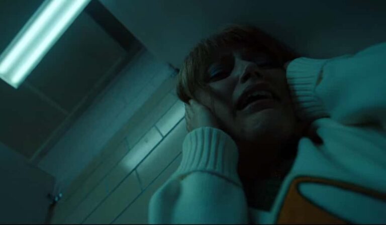 Who Plays Chrissy Cunningham in Stranger Things 4? (Meet Grace Van Dien)