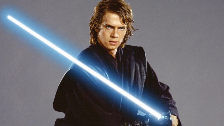 Star Wars: Meaning Behind a Blue Lightsaber & All Its Users