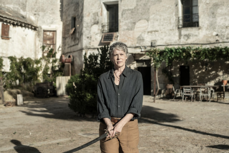 Daryl Dixon Heads to New Territory in Season 3 of 'The Walking Dead ...