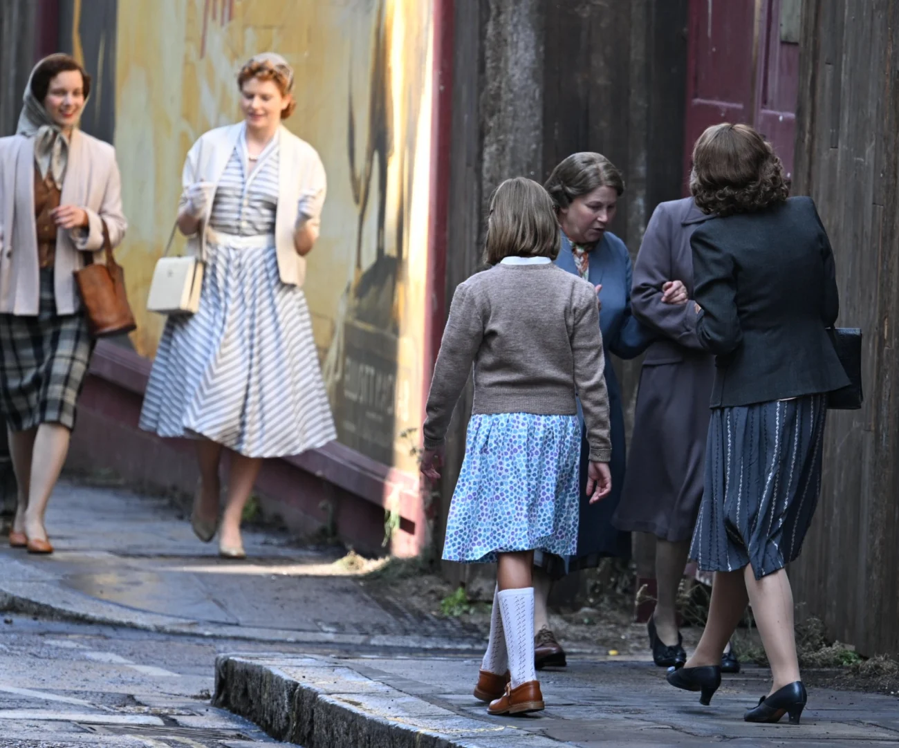 First Photos Released as Greta Gerwig’s ‘Narnia’ Hits Major Production ...